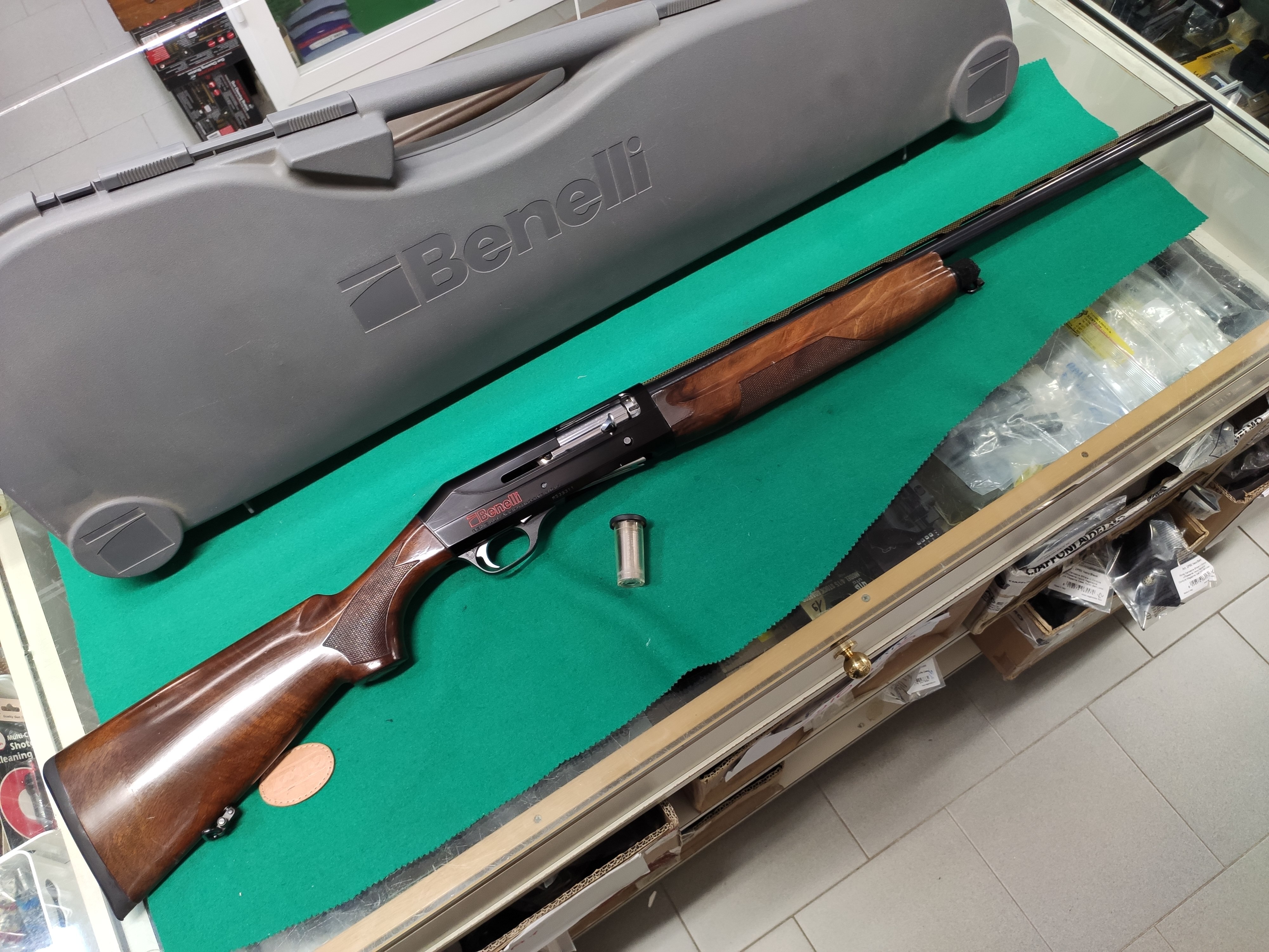 Benelli fucile semiauto. mod. Centro cal.12